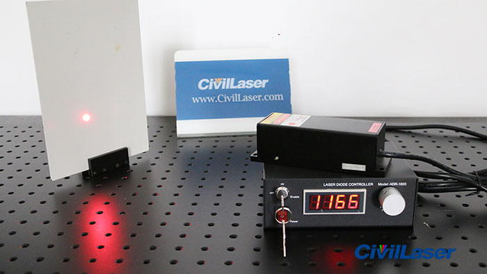 635nm 800mW Semiconductor Laser Red Laser Beam Output Power Adjustable